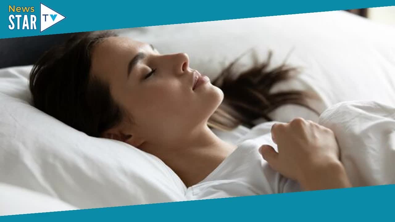 Best sleep position for optimum health - expert recommends 'supine ...