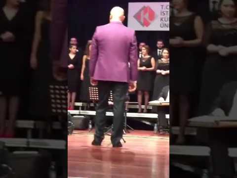 Serap Bacak  Bir vefâsız yâre düştüm hiç beni yâd etmiyor.