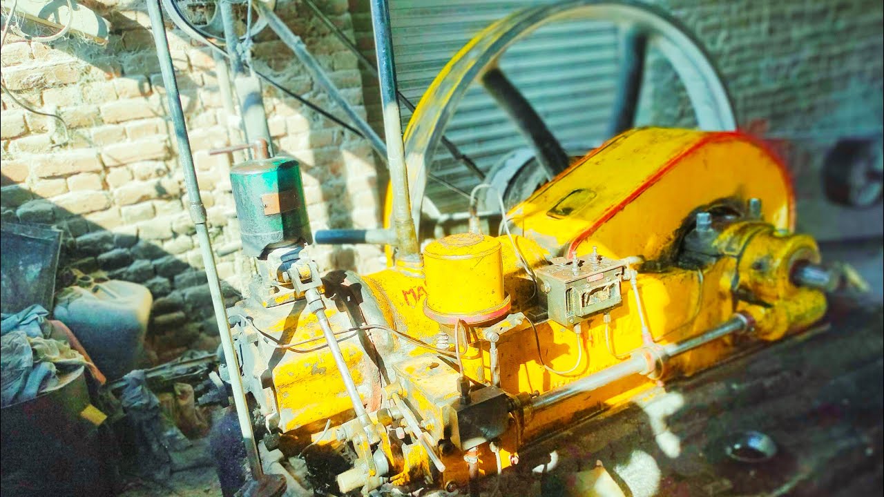 Beautiful Painted Diesel Oil Engine Amazing Starting || Biggest diesel ...