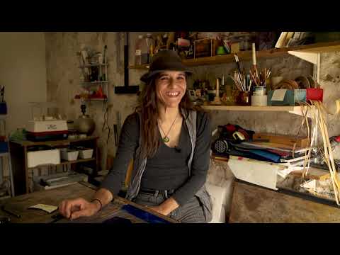 Coryn Wolk, vitralliste à Vauréal - YouTube