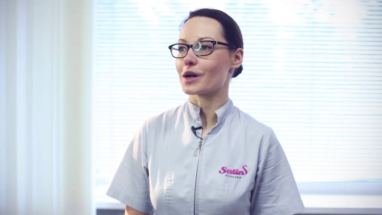 Podolog Monika Figlarowicz - Sucha skóra stóp - YouTube