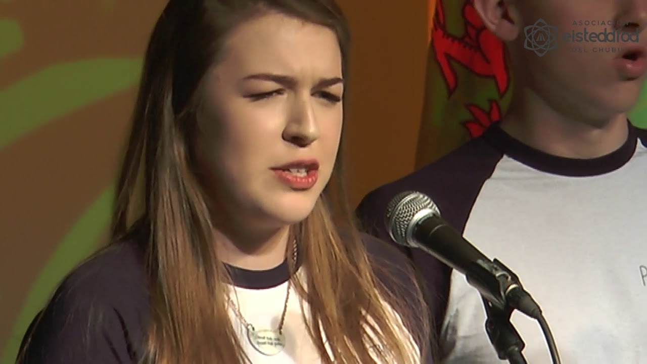 2017 Comp. 51 Primer premio - Cadi Edwards y Gruff Williams - YouTube