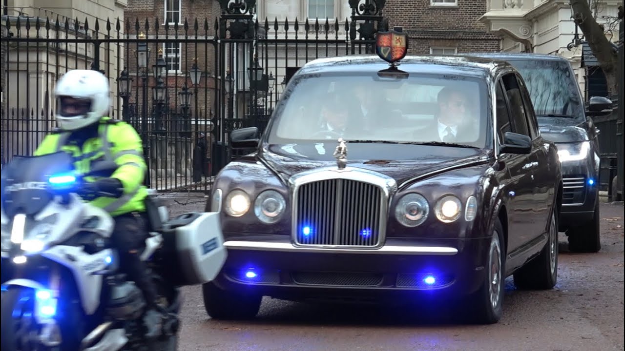 King Charles’ two-car Motorcade Escorted To & From Buckingham Palace ...