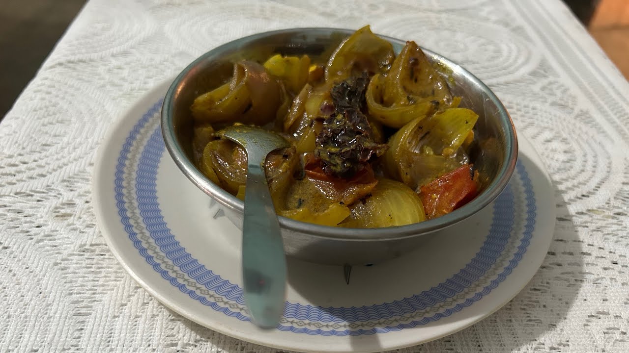 Malai Pyaz ki Sabzi - YouTube