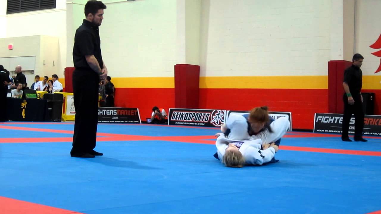 Lora Hallock (Paragon) vs. Erin Herle (Alliance) - 2013 IBJJF Houston ...