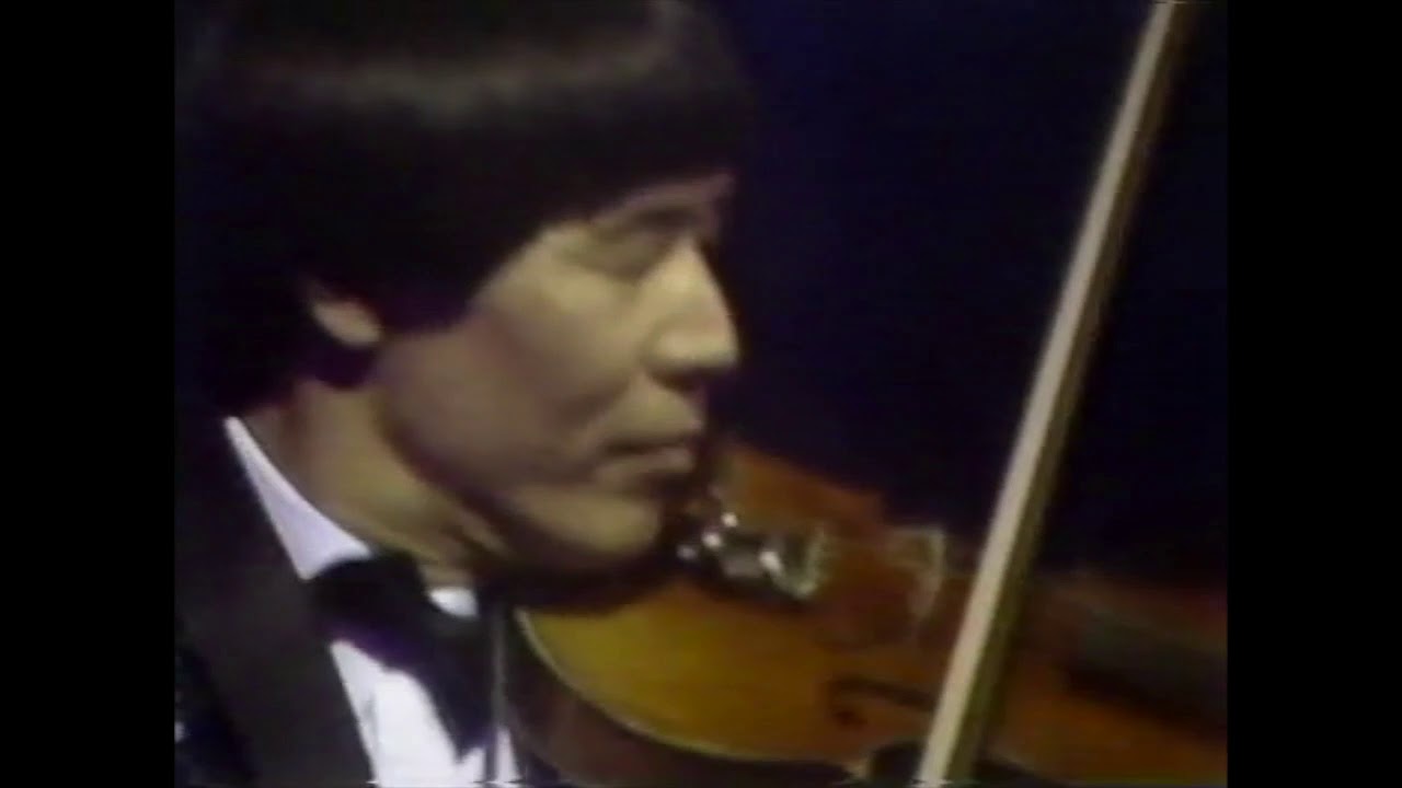 'Looking Through The Eyes of Love' Shoji Tabuchi | THE SHOJI TABUCHI ...