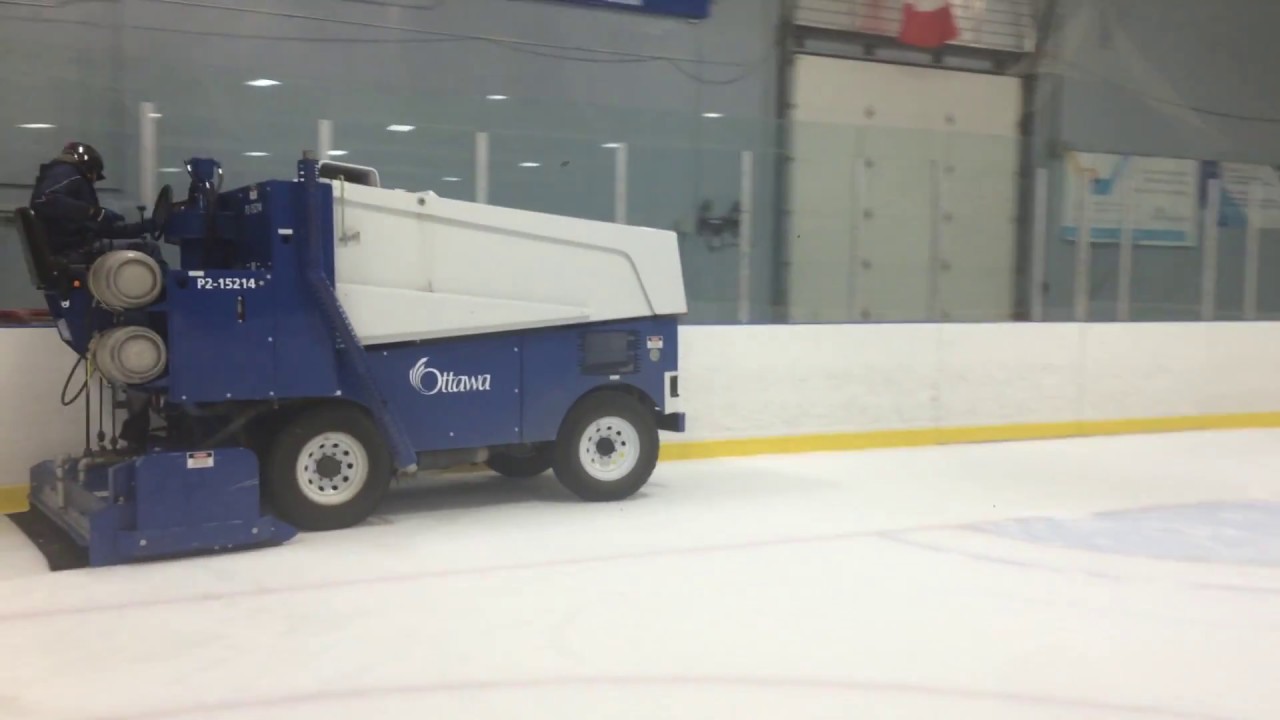 Zamboni starting a flood - YouTube