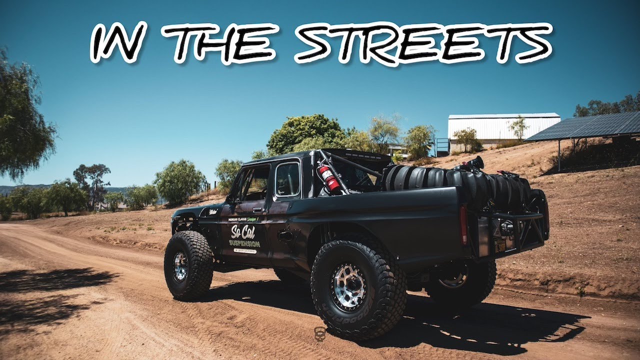 PreRunner Vivian Rips the Streets! - YouTube