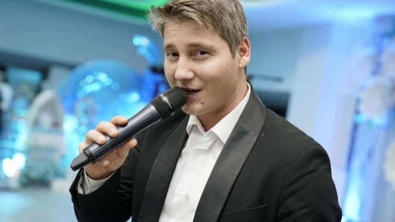 Marius Anghele 2021 Selectie melodii de chef , sarbe si hore 2021 - YouTube
