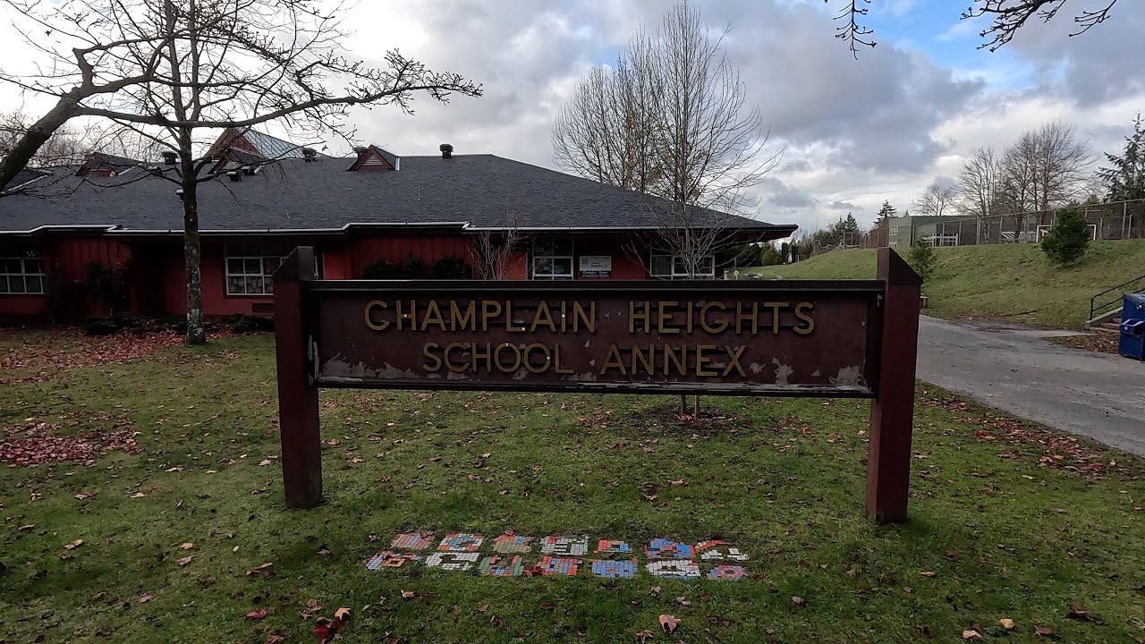CHAMPLAIN HEIGHTS School Annex - VANCOUVER Canada (7835 Champlain ...