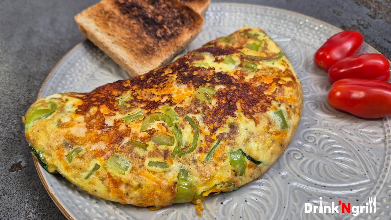 Veggie Cheese Omelette - Delicious & Nutritious #omelette # ...