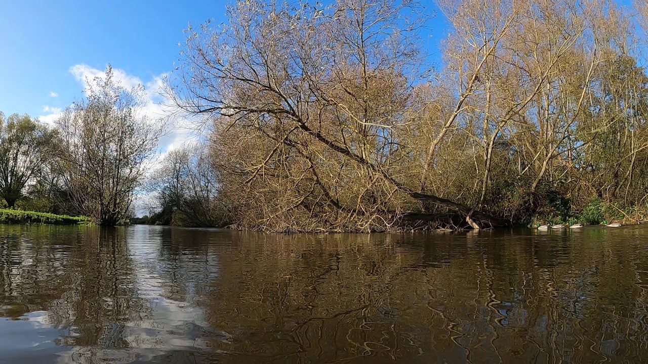 River stour Flatford bridge - YouTube