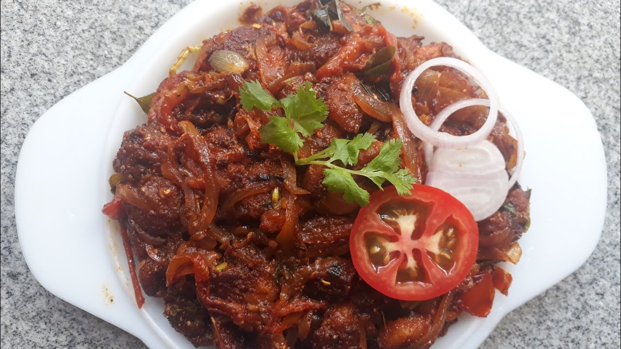 Chemmeen kadayi// prawns kadayi - YouTube