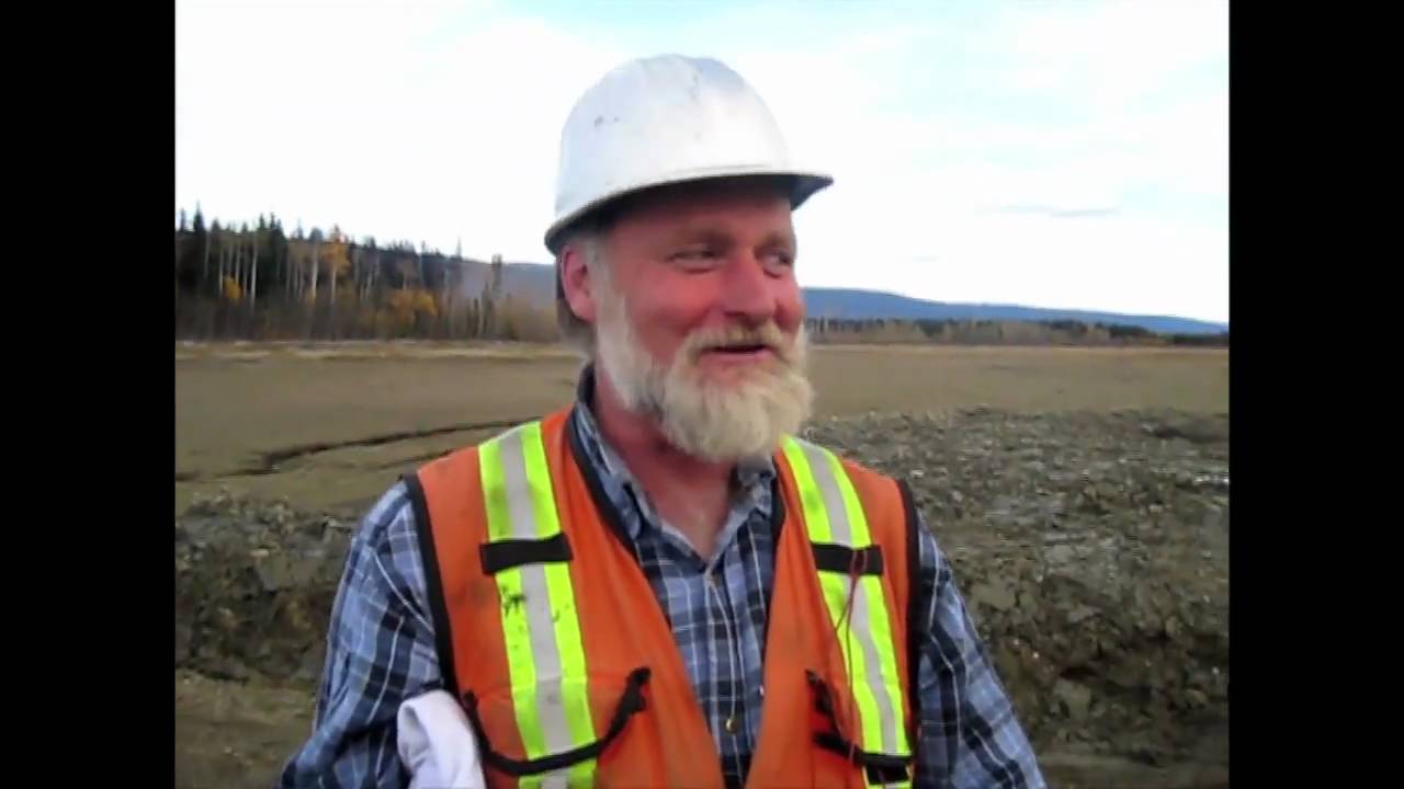 Dambusters | Building the Bouncing Bomb | 1 of 2 - YouTube