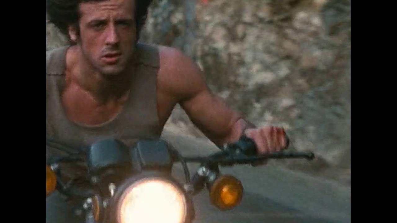 Rambo First Blood: Yamaha XT250 Chase Scene - YouTube