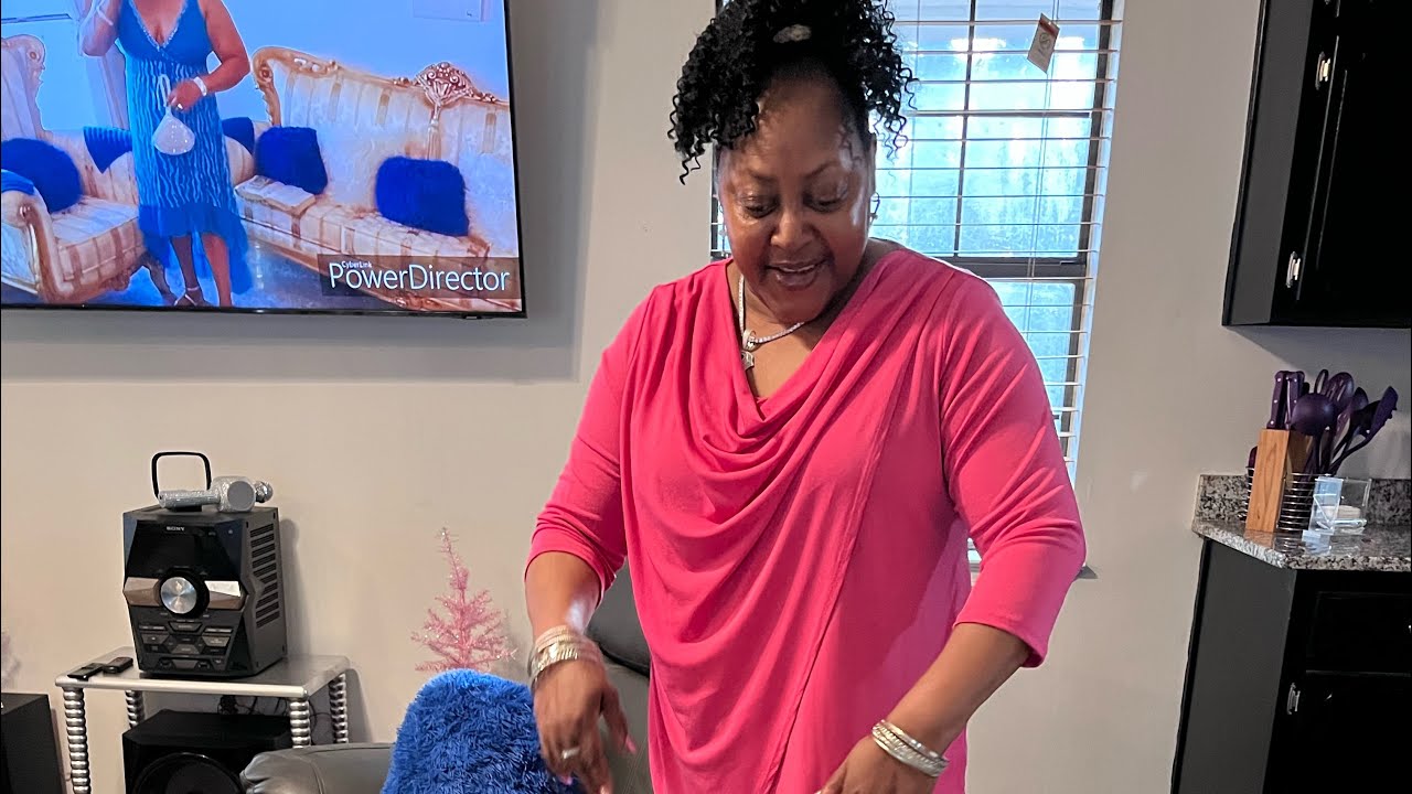 Mrs. Bling Friday Outfit & Motivation!! - YouTube