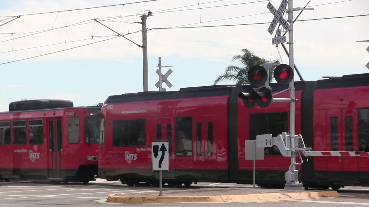 MTS Trolley - Siemens S70 Blue Line #4062 Arriving into Iris Avenue ...