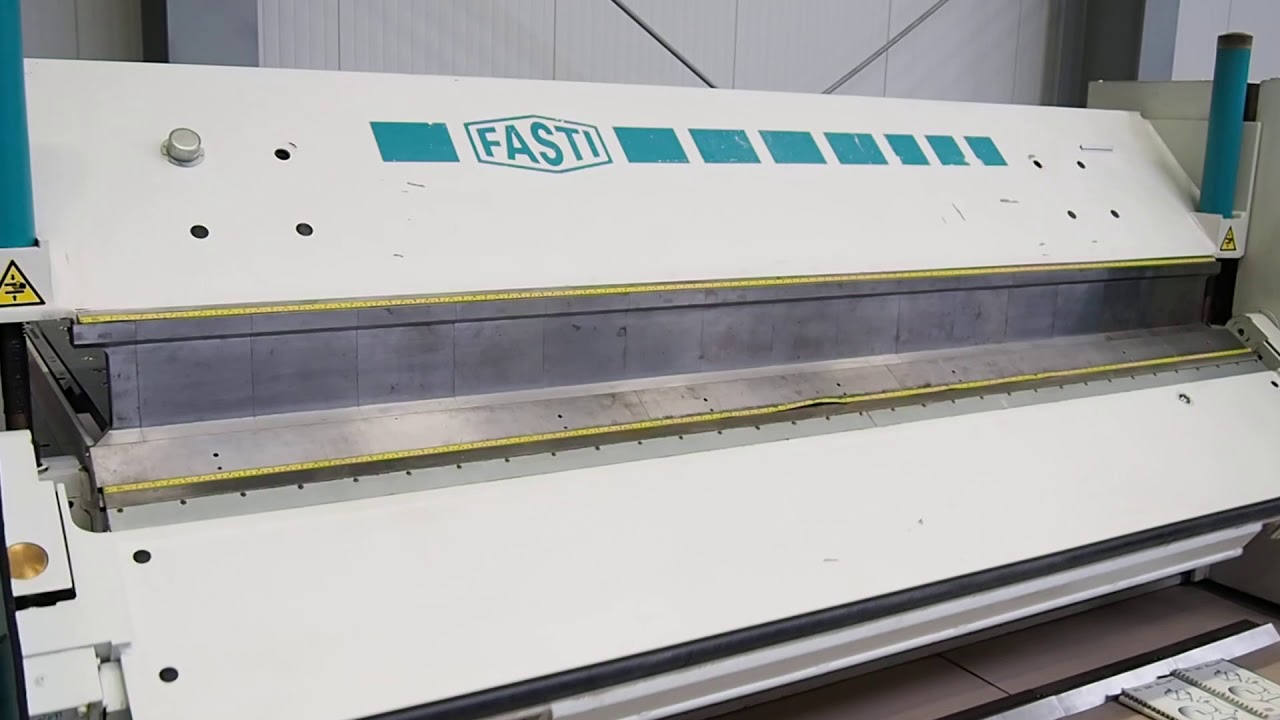 Schwenkbiegemaschine Fasti 222 - 3240x3mm - YouTube