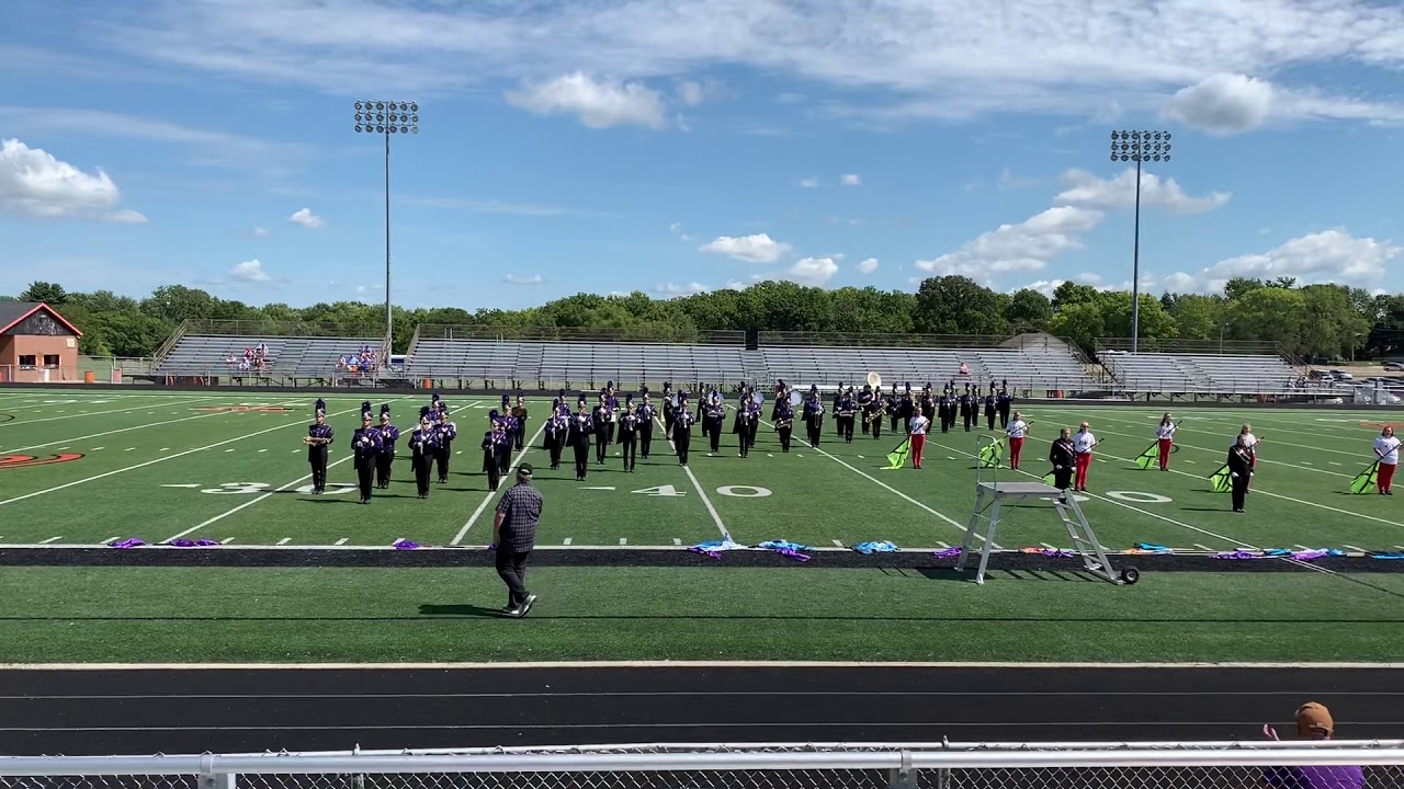 #1 Farmington Golden Wave Marching Band - YouTube
