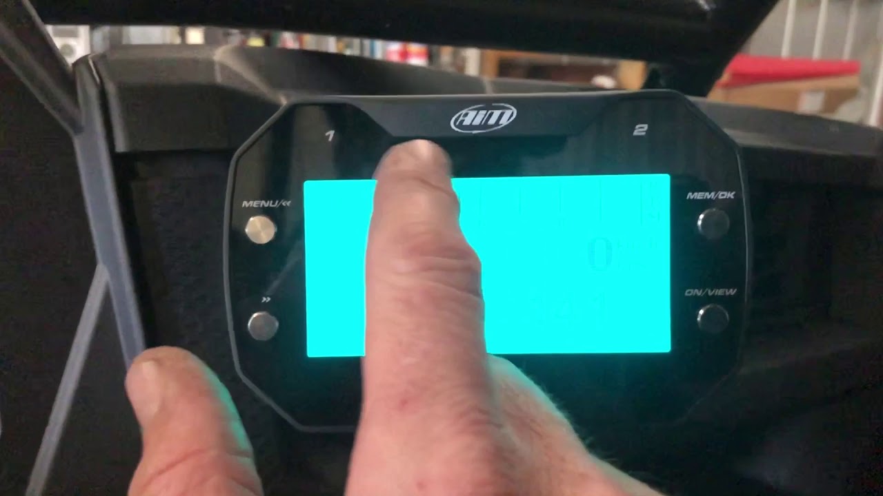 AIM SportSystems Australia MX UTV Dash Logger unboxing and install ...