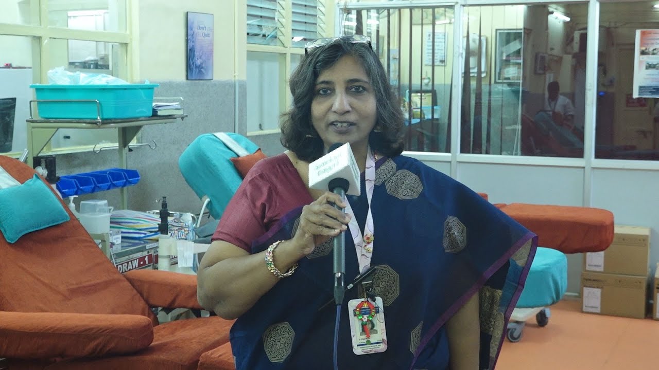 Dr. Dolly Daniel - தன்னார்வ ரத்ததான முகாம் டவுன் ஹால் வேலூர் நாள் 8.2. ...