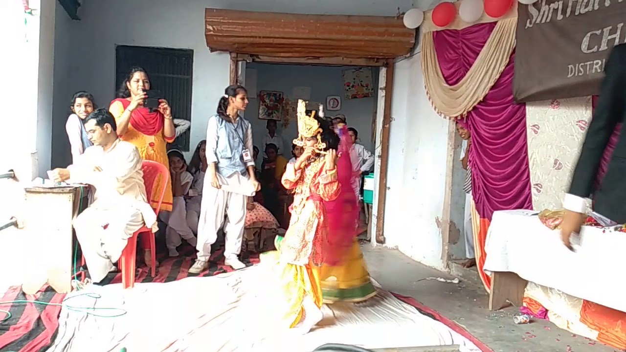 shri hari public chhata mathura(1) - YouTube