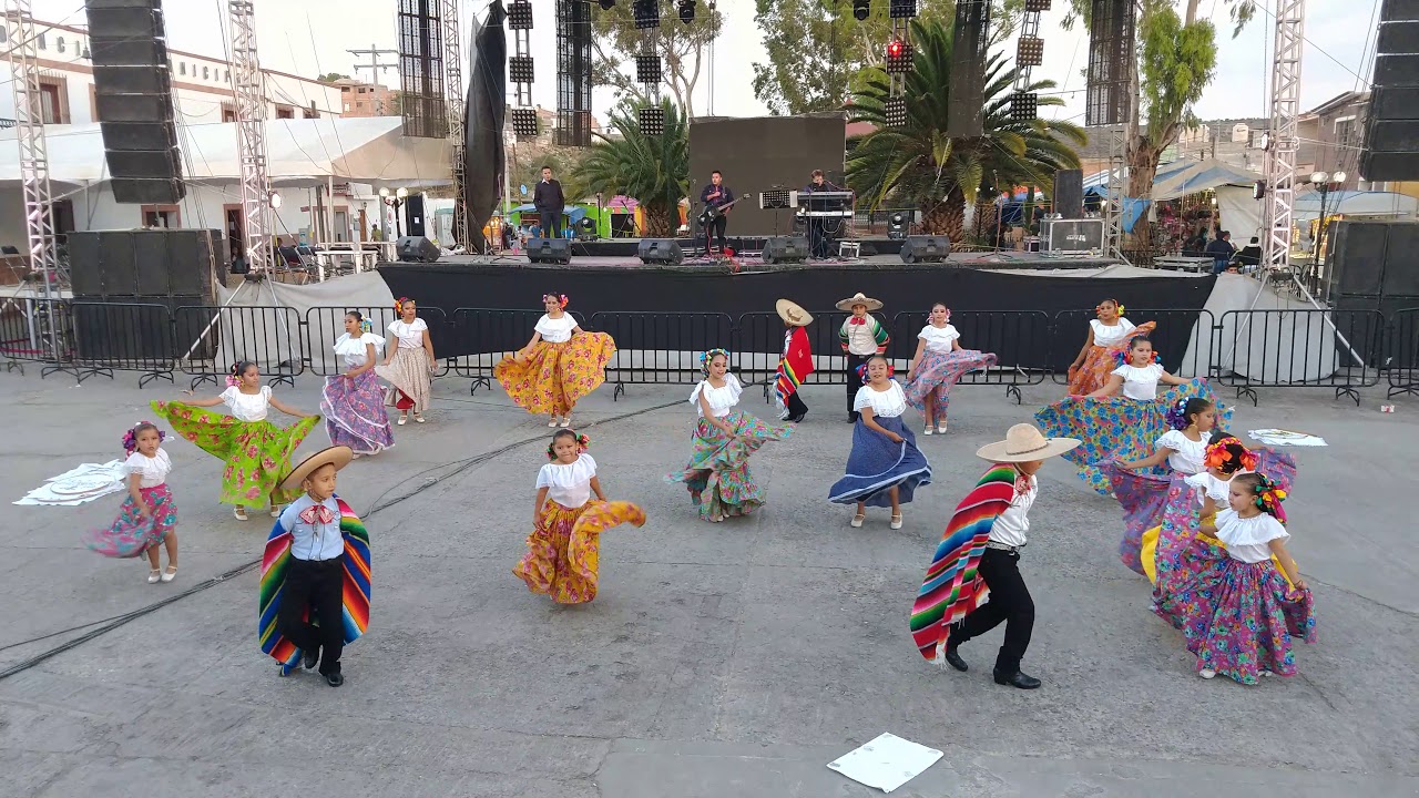 Pelea de gallos FEREZA 2019 - YouTube