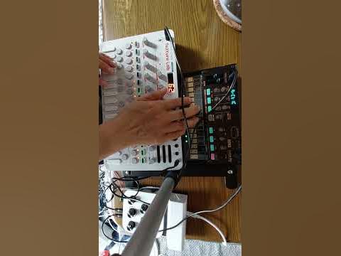 ambient JAM009 KORG volca fm , SONICWARE LIVEN TeXture Lab - YouTube