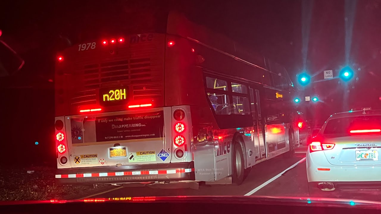 NICE Bus: 2019 New Flyer XN40 1978 n20H - YouTube