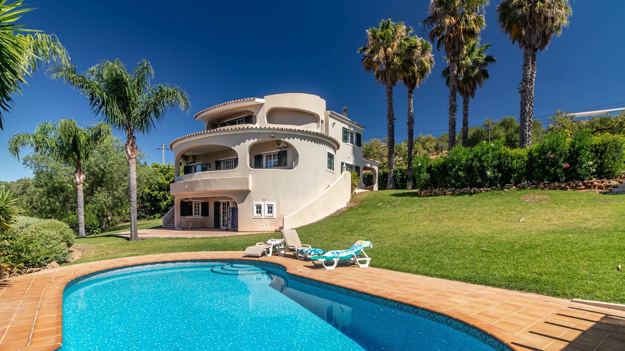 Unique 5 bedroom villa with great views and swimming pool - Boliqueime ...