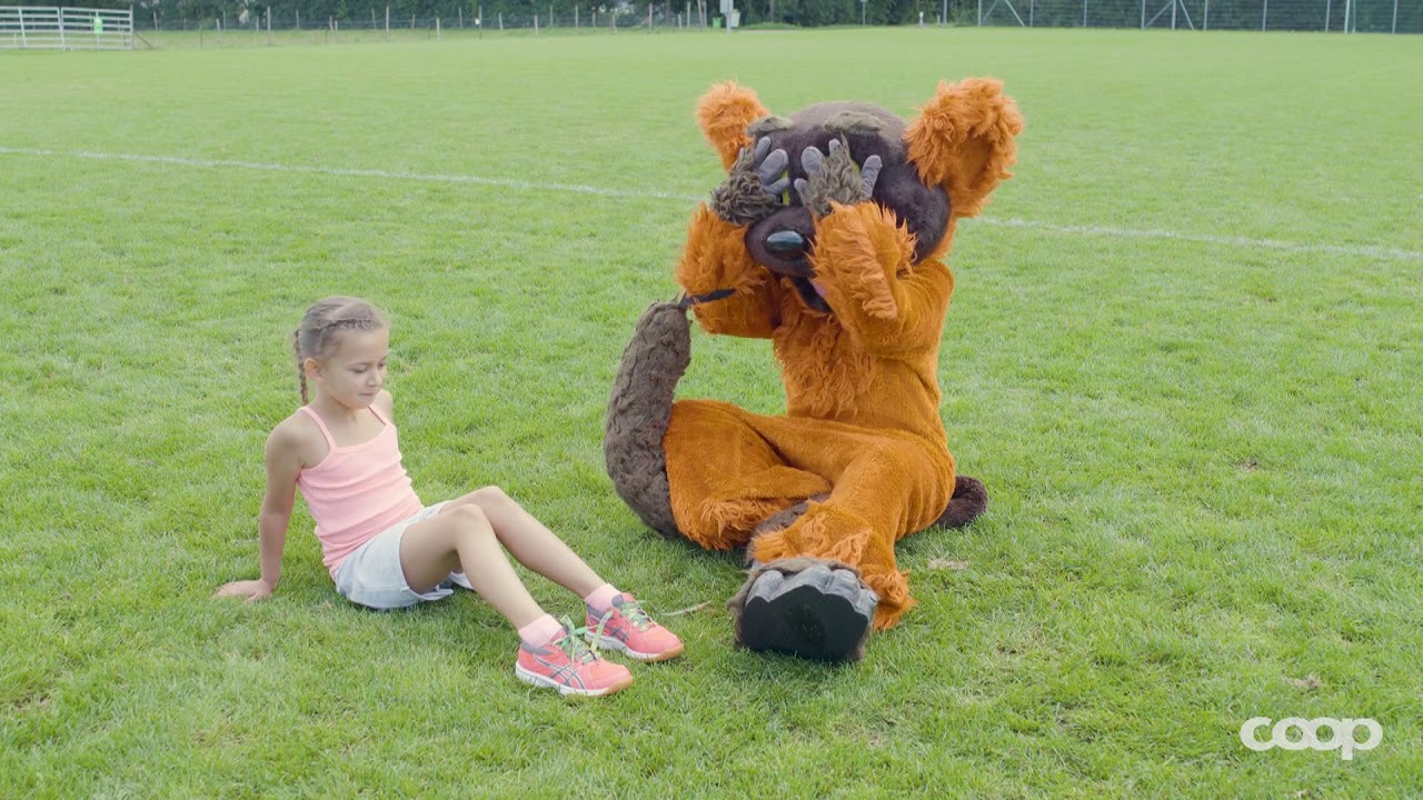 Schuhe binden mit JaMaDu - YouTube