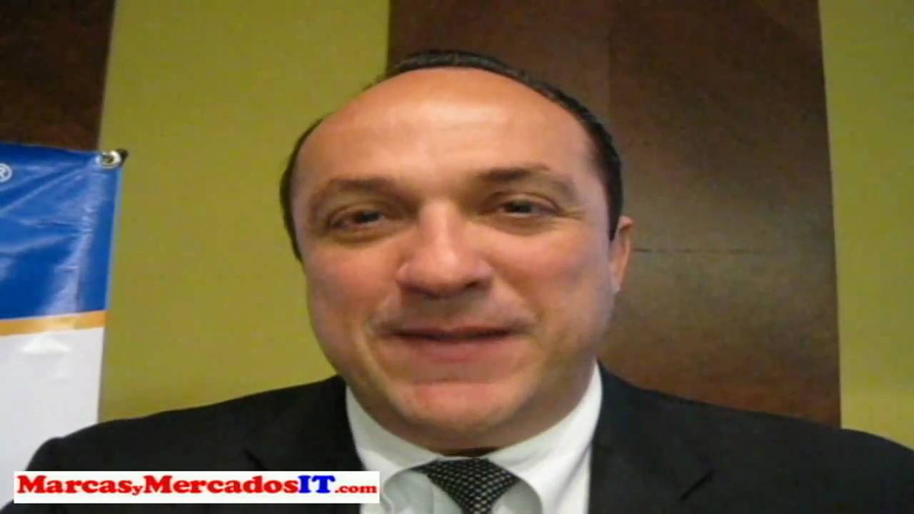 Jorge Fournier, Director de Olympus para Latinoamérica - YouTube