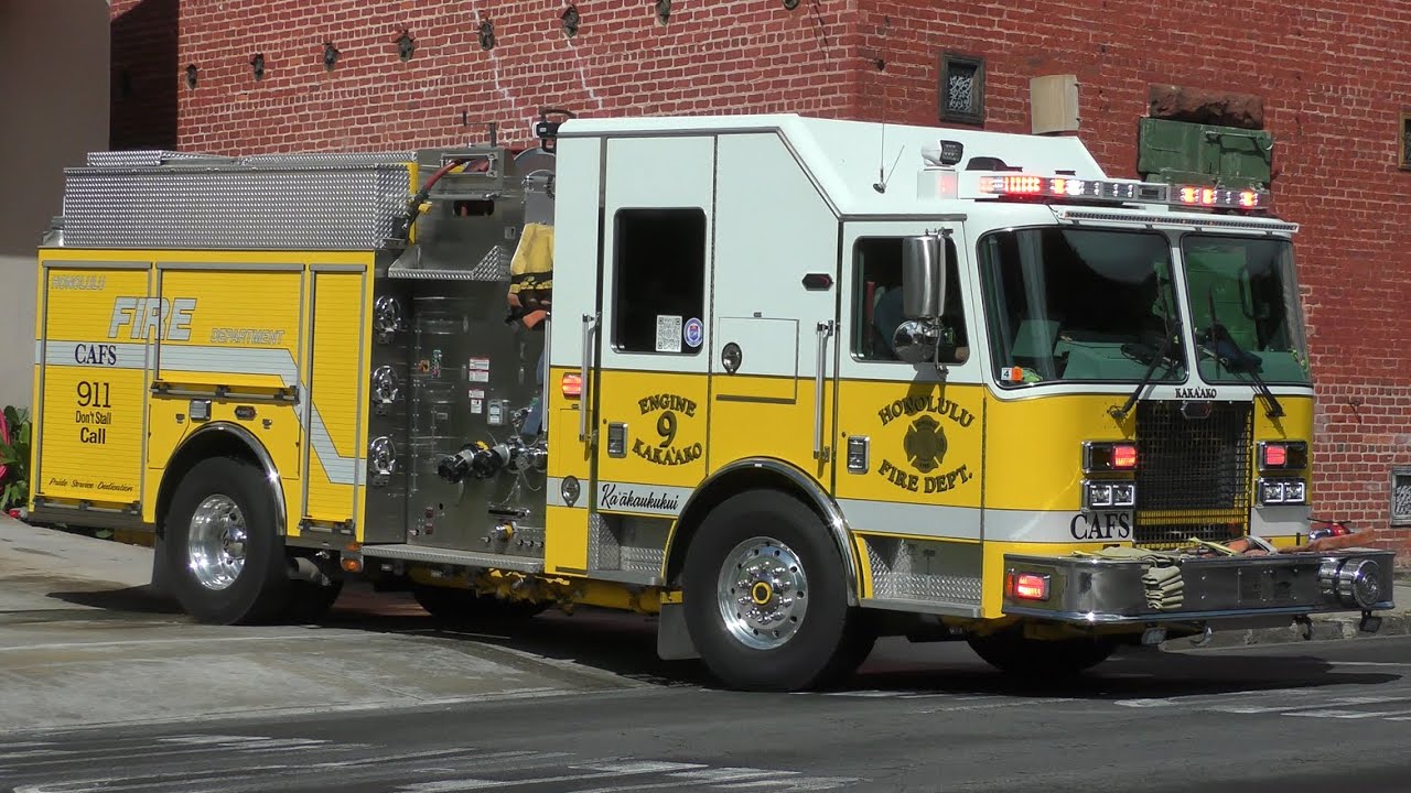 Honolulu Fire Dept. Engine 9 Responding - YouTube
