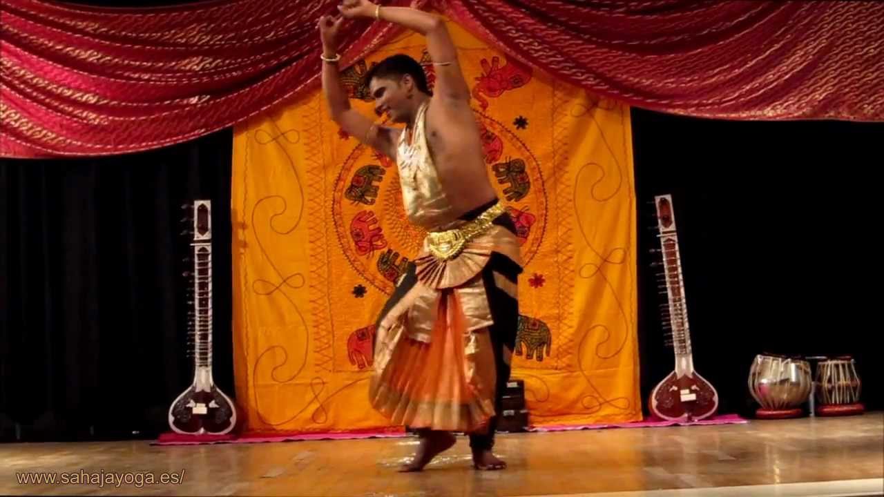 Kuchipudi dance Danza clasica India - YouTube