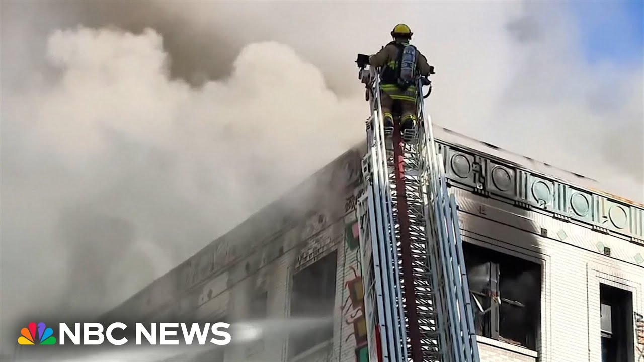 Watch as firefighters respond to structure fire in Los Angeles - YouTube