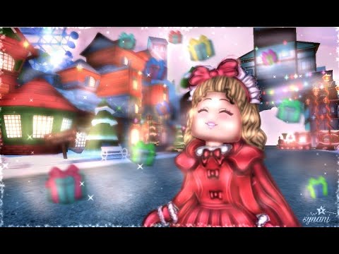 Tour of Royale High CHRISTMAS TOWN! • ItsMadison Games - YouTube