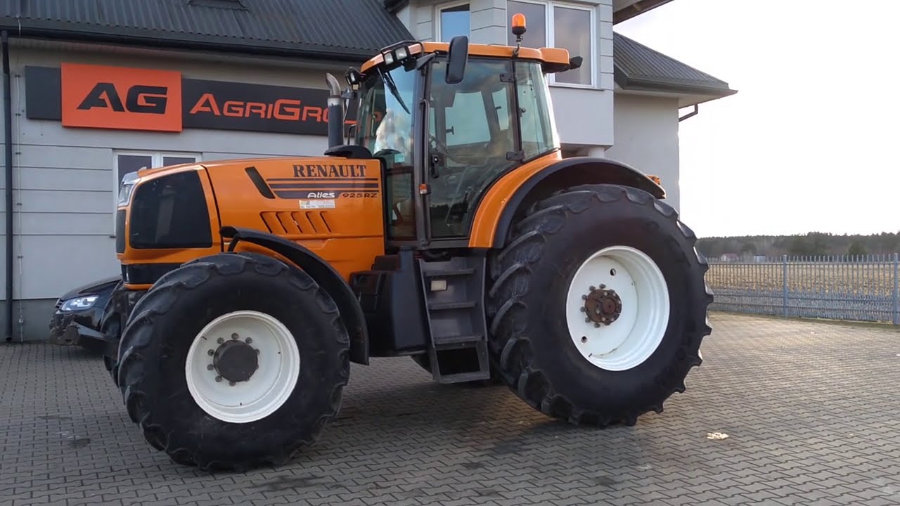 Renault Atles 925 2002R - YouTube