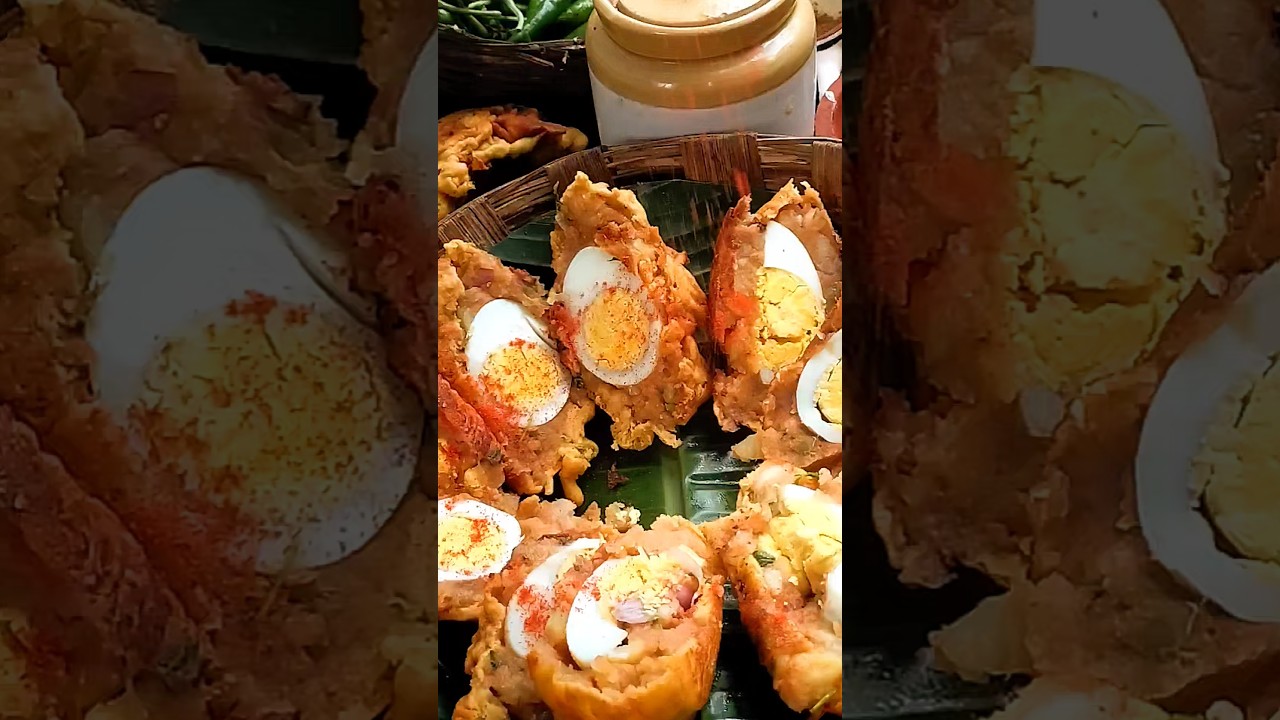 Street style egg chop#egg #aloochop #bajjirecipe - YouTube
