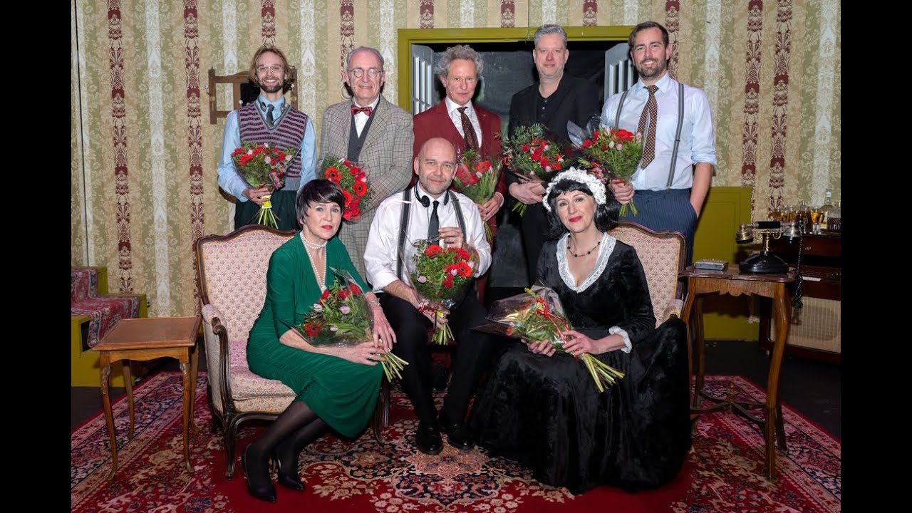 FINALE: Drie Dozijn Rode Rozen I Loge10 Theaterproducties - YouTube