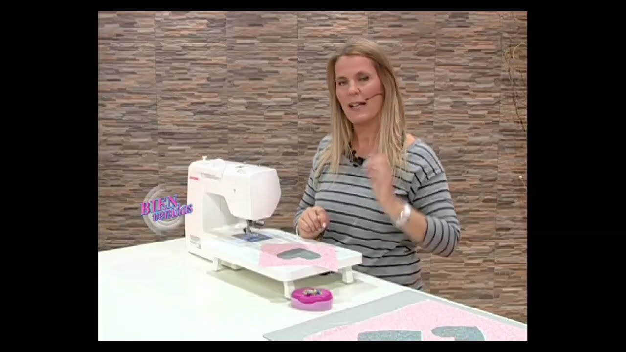 Carolina Rizzi - Bienvenidas TV - Almohadón Patchwork - YouTube