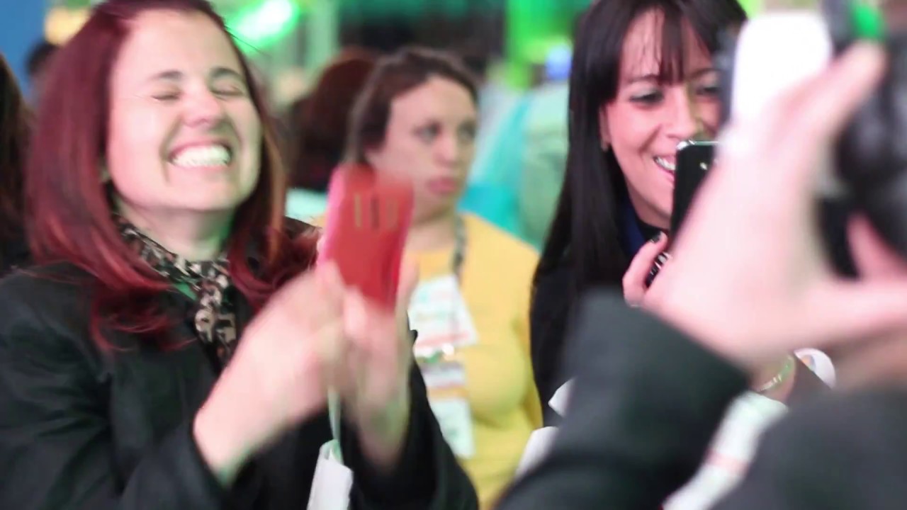 Producción de Stand Inmersivo con patantalla gigante - FIT - YouTube