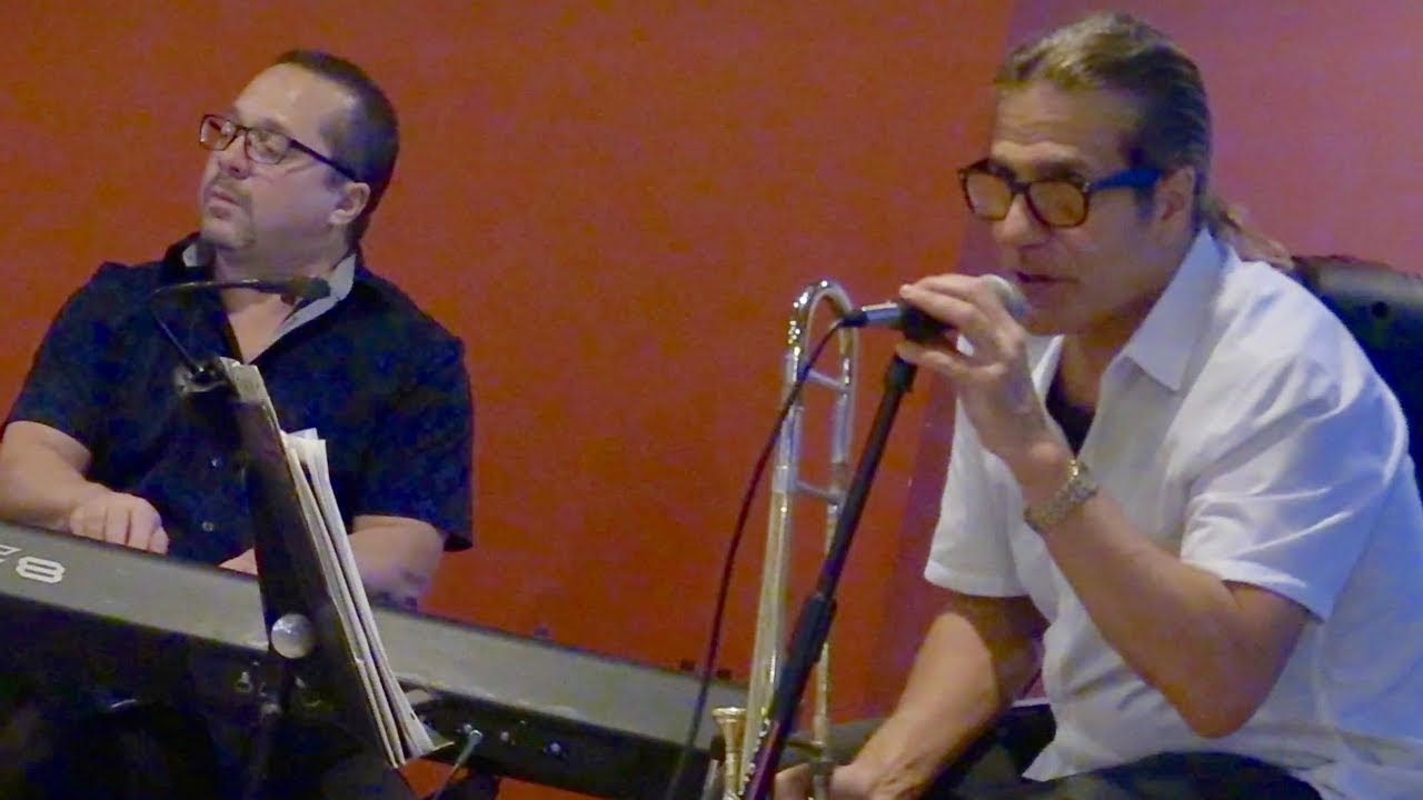 Neil Maxa & David Marinelli - Feels So Good - YouTube