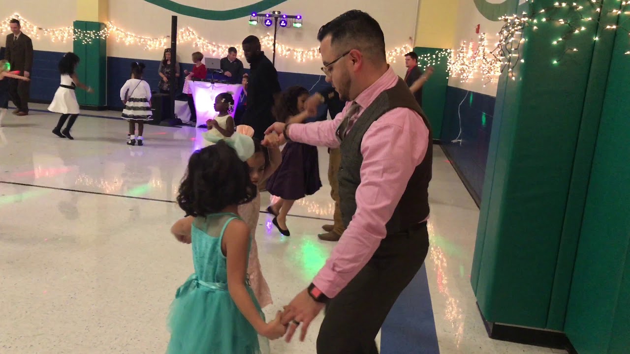 Kindergarten Father Daughter Dance 2018 - YouTube