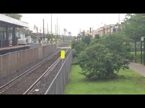 NJT GP40PH-2B 4204 Arrives at Asbury Station (Full Version SD) - YouTube