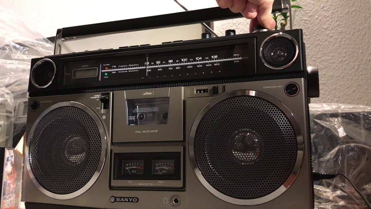 SANYO M 9990 stereo boombox ghettoblaster Japan - YouTube