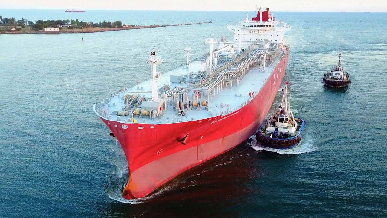 LPG Tanker CLIPPER VENUS - YouTube