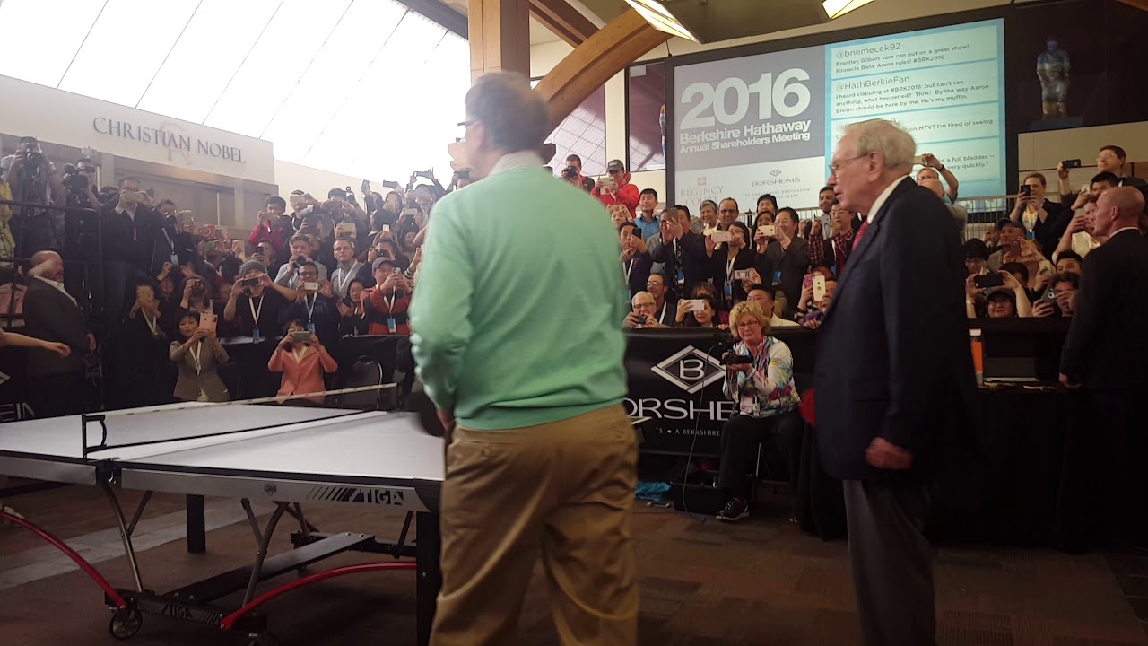 Warren Buffett and Bill Gates play table tennis - YouTube