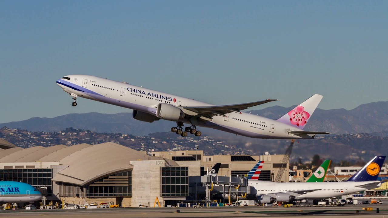 LAX plane spotting - FEB 2015 - YouTube