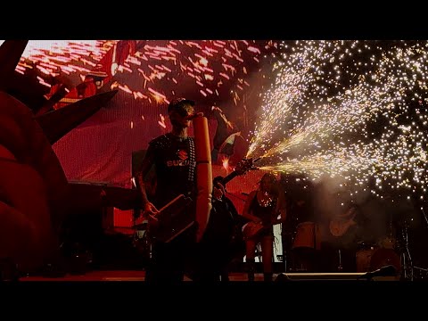 mgk - Live at the Toyota Amphitheatre (FULL SHOW)