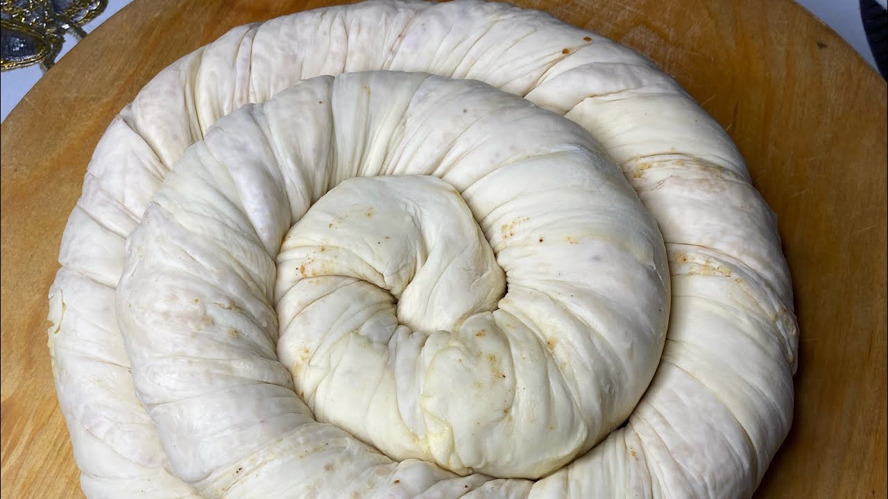 Qatlama hamir/Слоёное тесто - YouTube